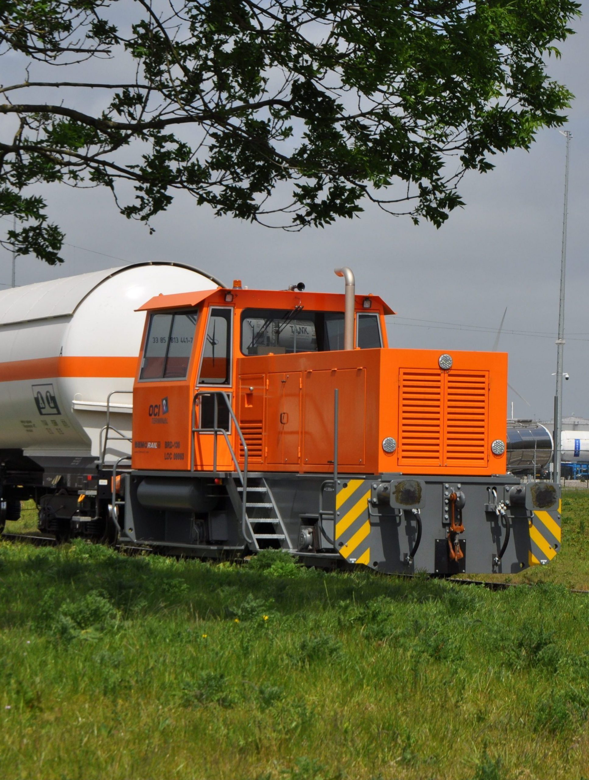 Shunting vehicles for customers worldwide