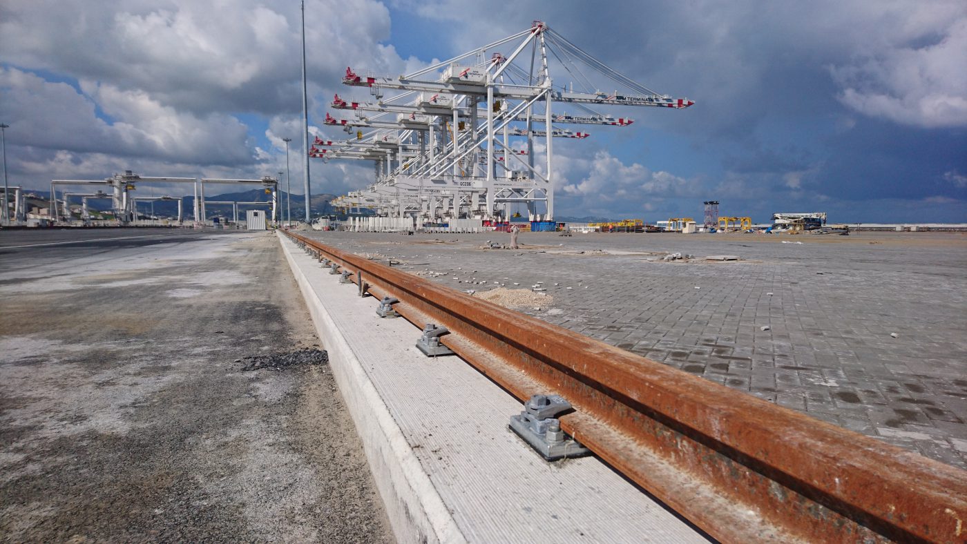 Container Terminals - Bemo Rail