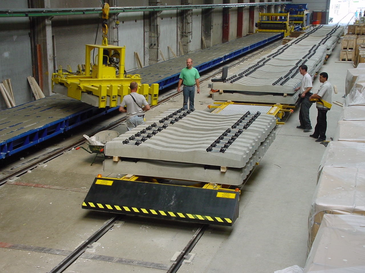 Lorries/ railcars | Bemo Rail expert in Shunting Technology